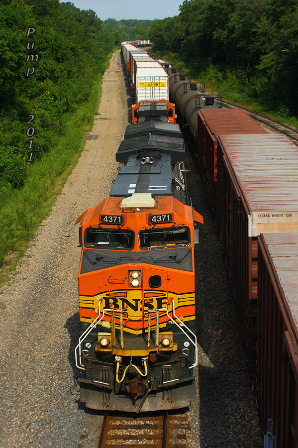 Eastbound BNSF Intermodal Train